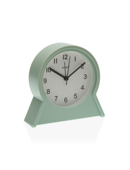 ALARM CLOCK IN GREEN COLOR VS MODEL